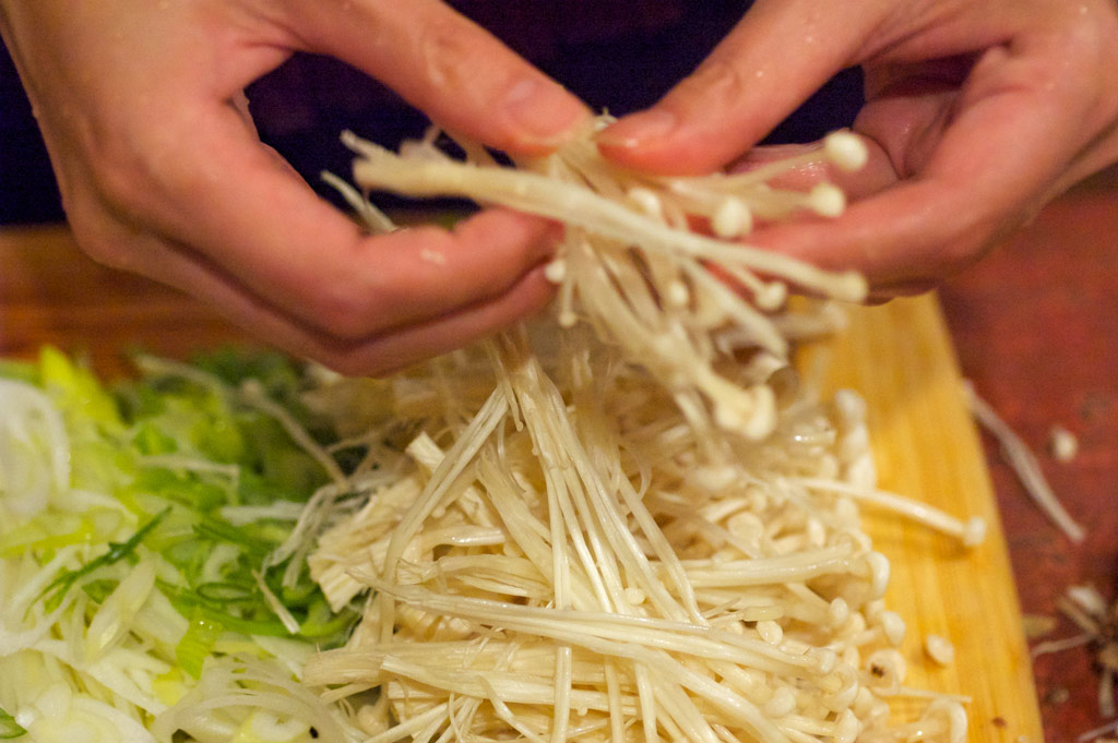 Enoki, seta Flammulina velutipes: delicados pies de terciopelo ⊛ Blog ...