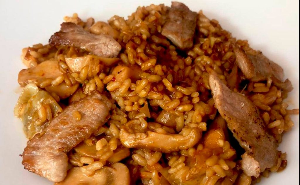 Arroz con secreto y setas: una combinación deliciosa - Blog LCDLS